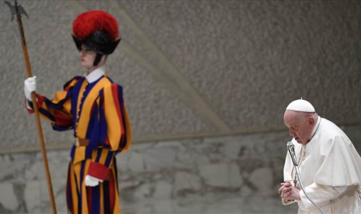 Pope Francis in hospital for bronchitis treatment
